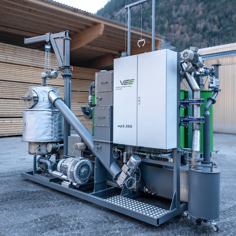 The wood gasifier CHP unit with 245-350 kW from Vee Energy